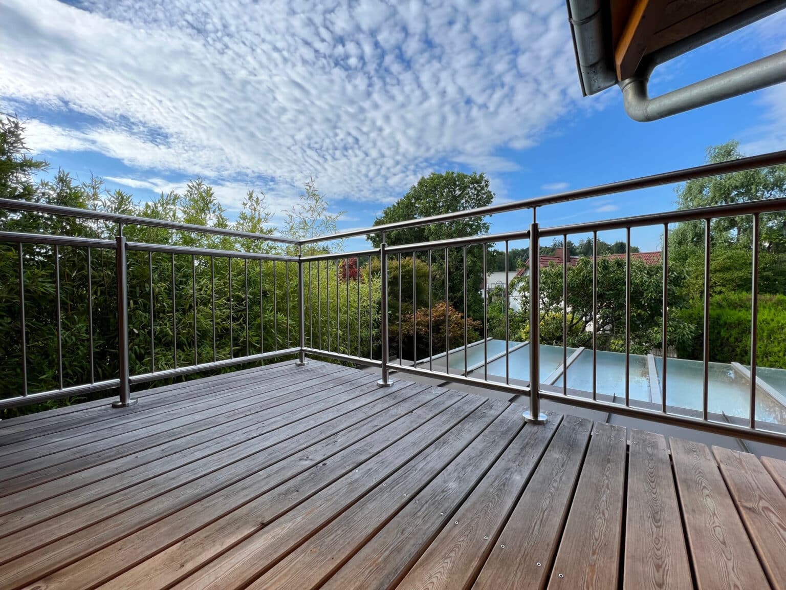 Altanräcke i glas, aluminium & rostfritt – bygg säkert & snyggt ...