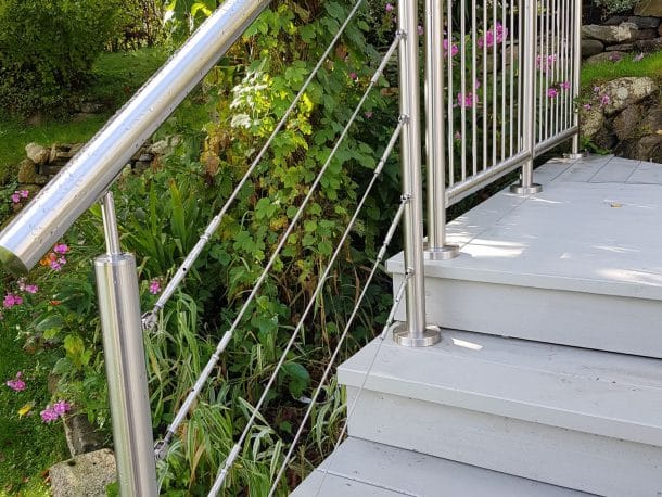 Trappegelænder med wire i rustfrit stål | Gelænderbutikken